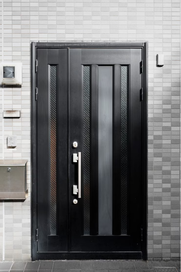 Carbon Crystal Doors: Elegant & High-Performance Style